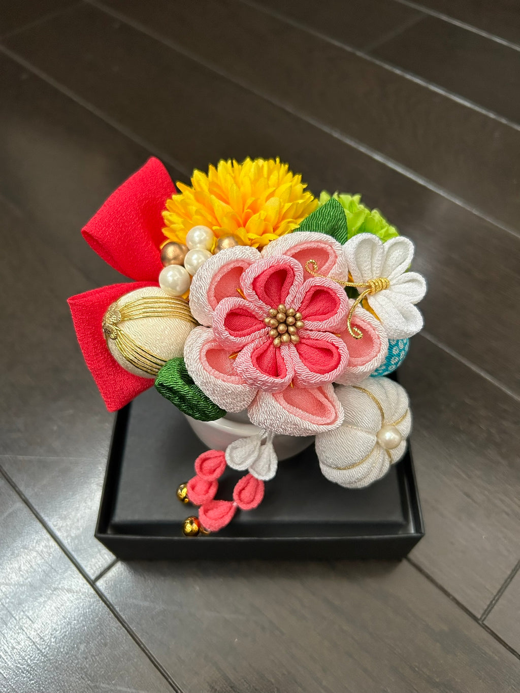 Japanese Modern Floral Hair Ornament & Interior Display - ten-field co